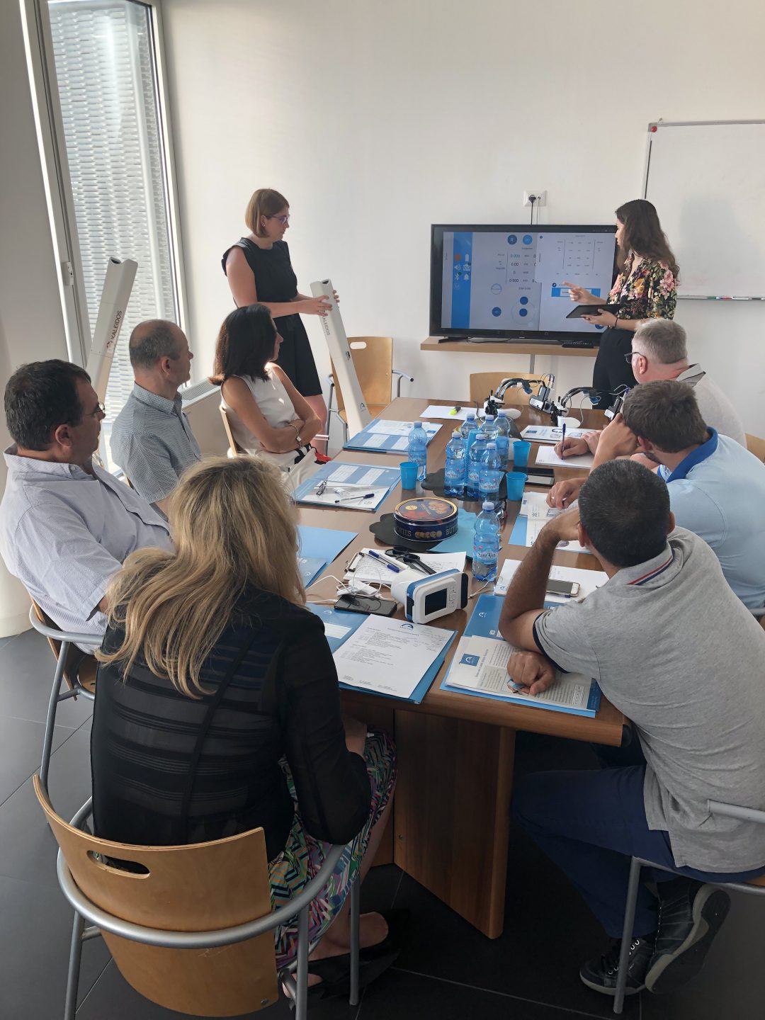 Distributors training » Adaptica