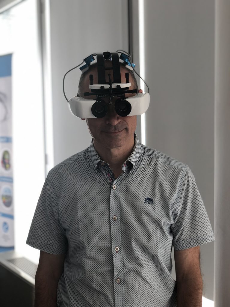 Distributors training » Adaptica